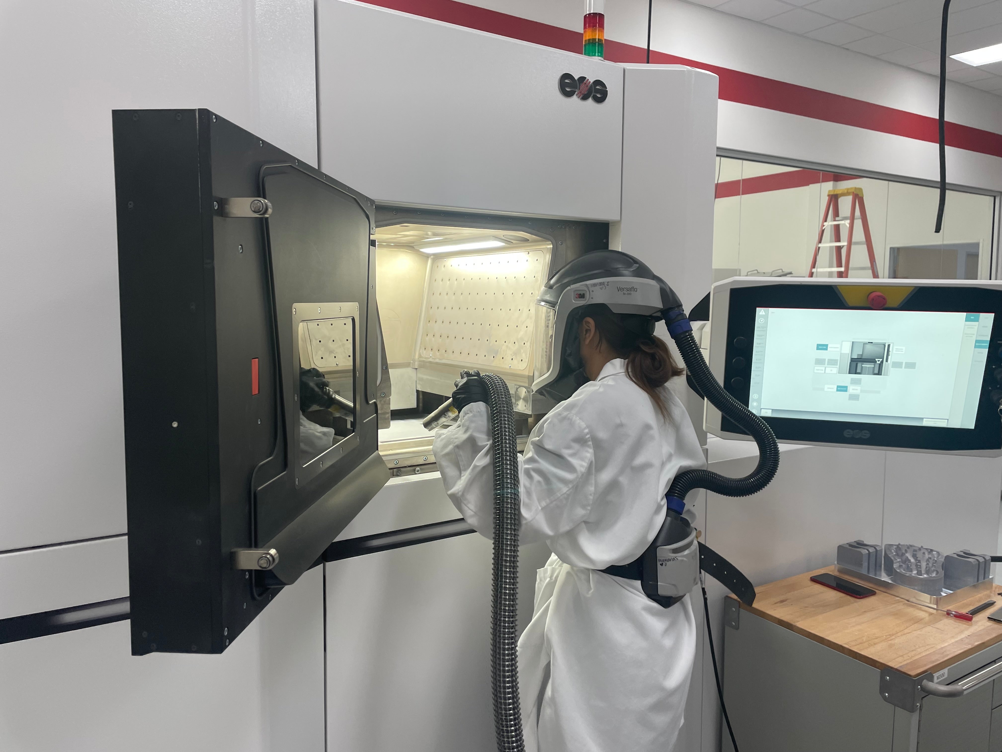 ASTM Machine Operation EOS M 400 / M 400-4 | EOS Store | US